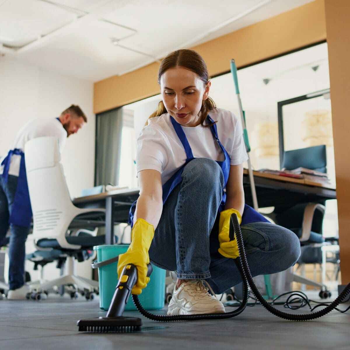 How to use cleaning equipment properly - CLEARVIEW WINDOWS